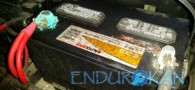 Akü kutup başı korozyon ve gevşeklik | Endurokan